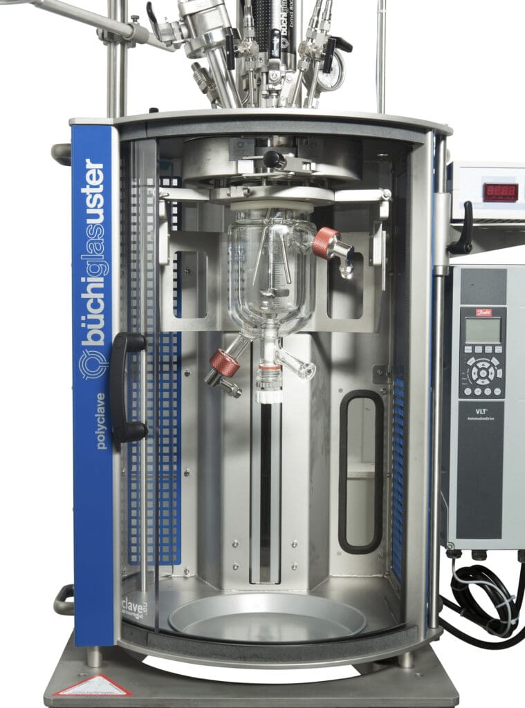 Reactor system for polymerisation with distillation set-up - Labinsights